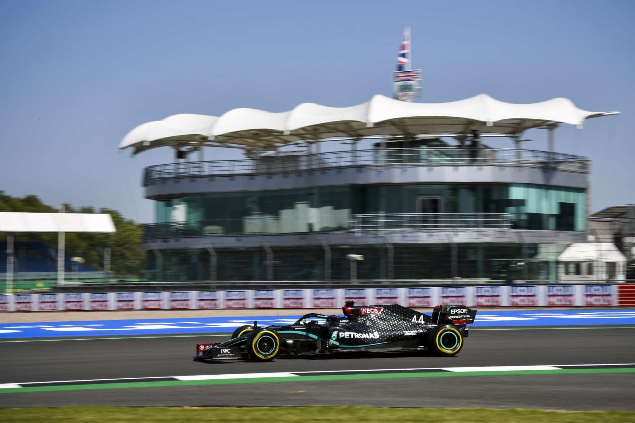 Hamilton lidera un nuevo doblete de Mercedes en Silverstone | Fórmula F1