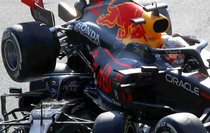 Victoria de Ricciardo, doblete de McLaren, y choque de gallos en el ...